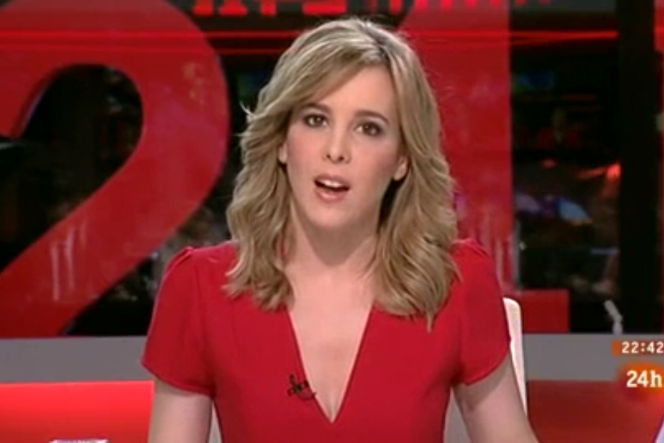 vuesalatele: 2013 01 29 - ANA IBANEZ-LLORENTE - CANAL 24H - LA NOCHE EN ...