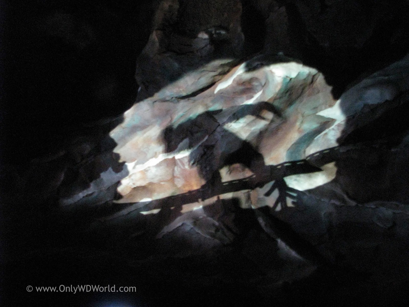 Yeti Destroys Track On Expedition Everest! | Disney World Blog ...