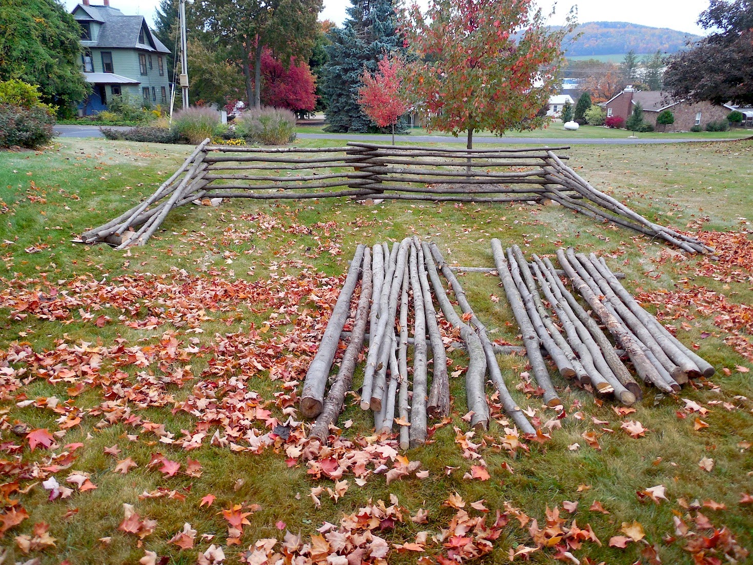 Life is Good : ): Cheese cake and a primitive fence