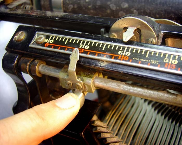 One weird trick for your Underwood/ /THE TYPEWRITER REVOLUTION