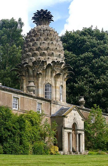 Eye For Design: The Pineapple Decor Trend......Something Old Is New Again!