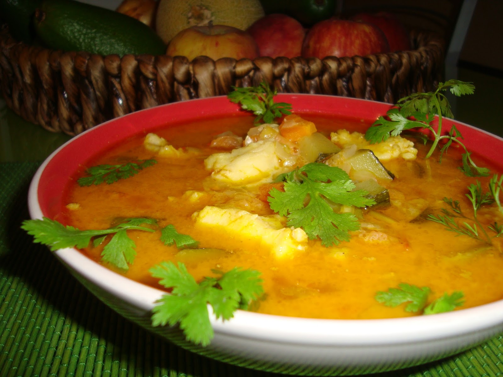 O Tempero da Nesita: Sopa de peixe com caril