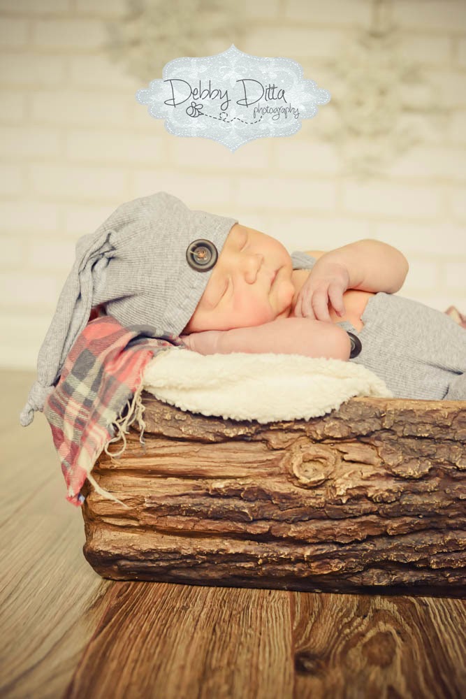 Debby Ditta Photography: Newborn Baby Boy Harrison - Baby Bee