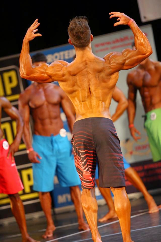 Daily Bodybuilding Motivation: 20 Year Old Luke Hayes - Ripped Physique ...