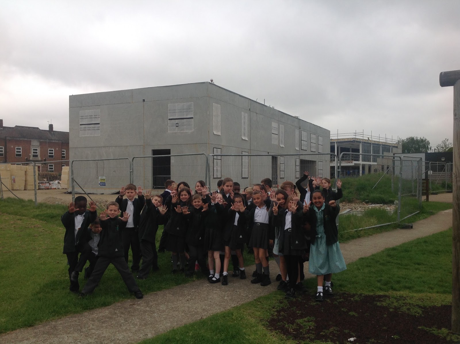Suttons Primary School: Year 4 - New Building