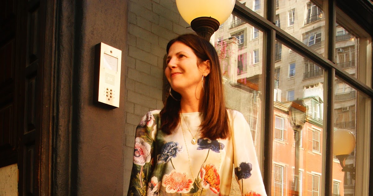 Street Gazing: Street Gazing... Kate Egan, floral dress and patented heels.