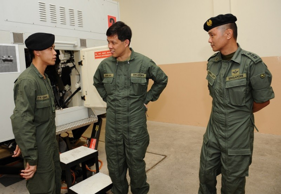 1/6 Gallery: SAF Armour Senior Officer