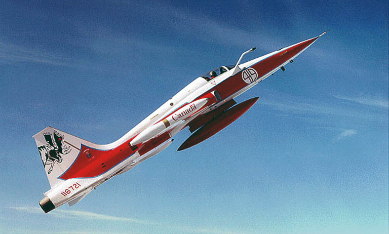 nhungdoicanh: Canadair CF-5/CF-116 Freedom Fighter