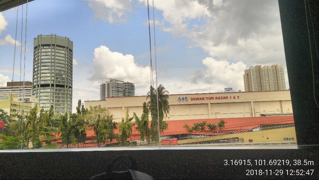 Belakang sana Bangunan UMNO Selangor