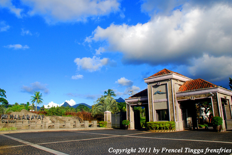 Frenz Fries: Mt. Malarayat Golf and Country Club