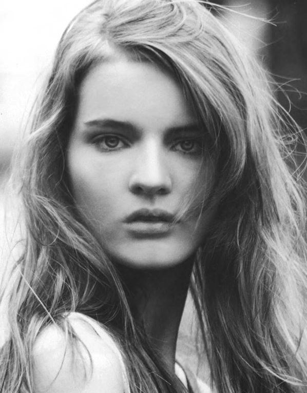 Dress Me: Models: Tilda Lindstam