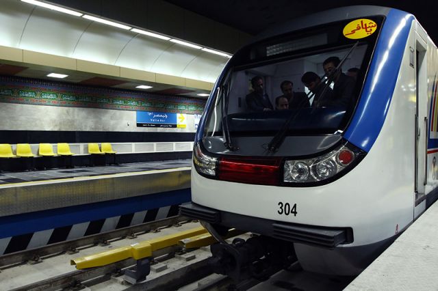 Uskowi on Iran - اسکویی در باره ایران: New Tehran Metro Line 3 in operation