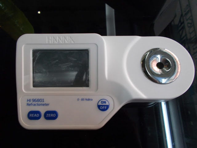 sciencetific products: Hanna Digital Brix Refractometer Model HI96801 ...