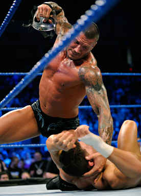 WWE In live!!!!: RANDY ORTON vs CODY RHODES