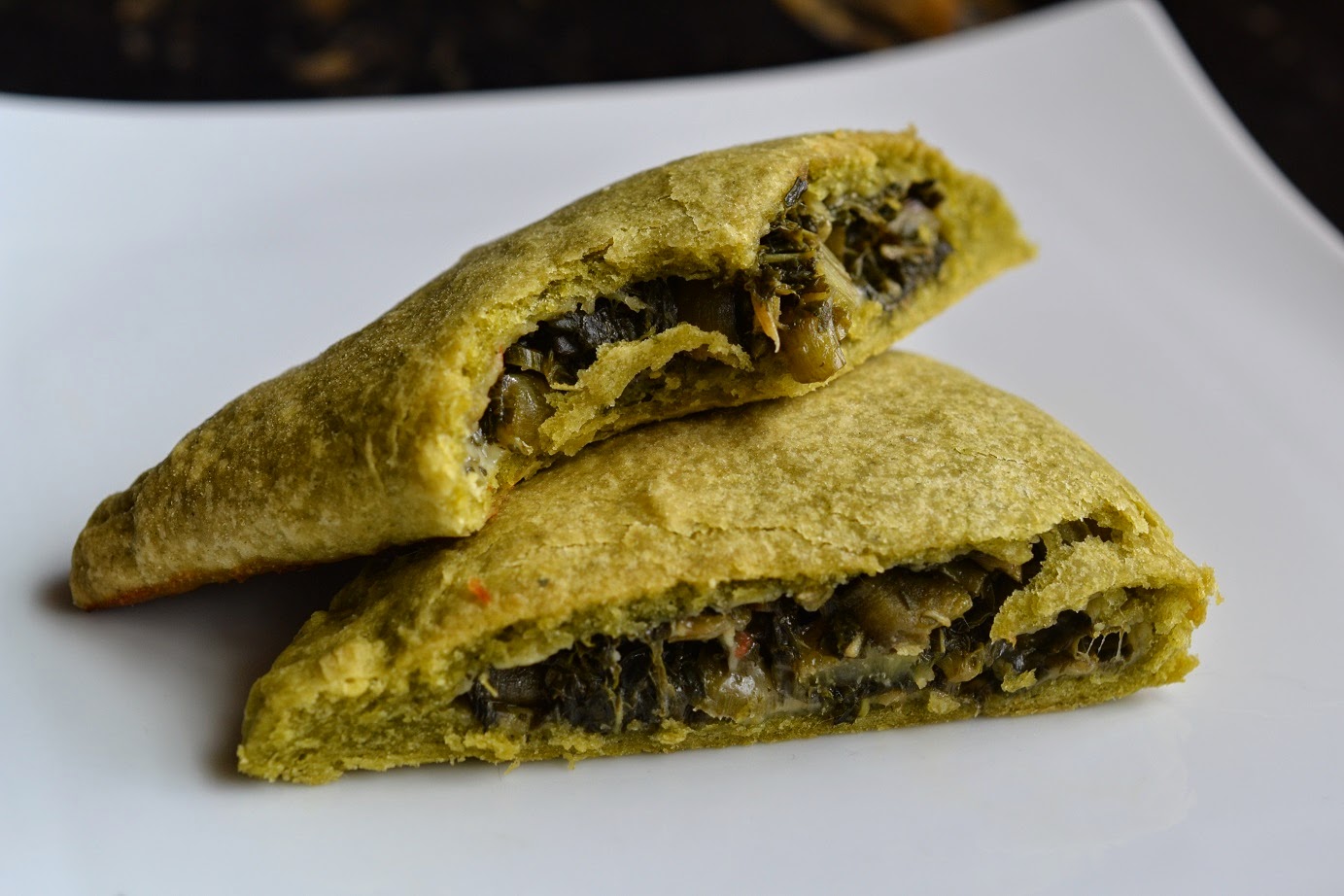 Greedy Girl : Cheese patty in a rosemary garlic crust