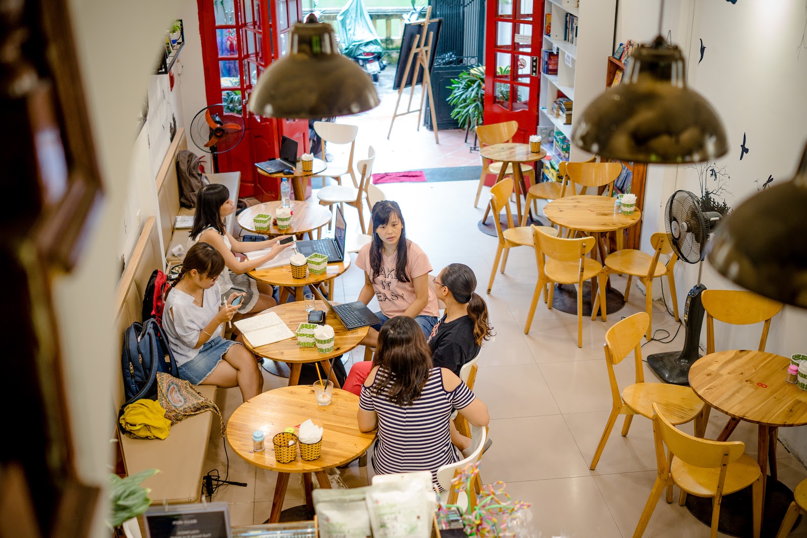 Tea Talk Cafe - Tea Talk: express your soul