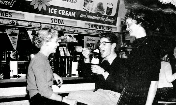 CHARLOTTE EATS: Lunch counters - 1950's