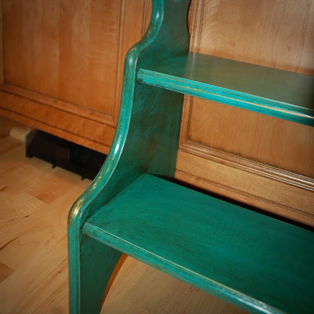 Need A Latte Mom: Little Step Stool vs Annie Sloan Chalk Paint in Florence