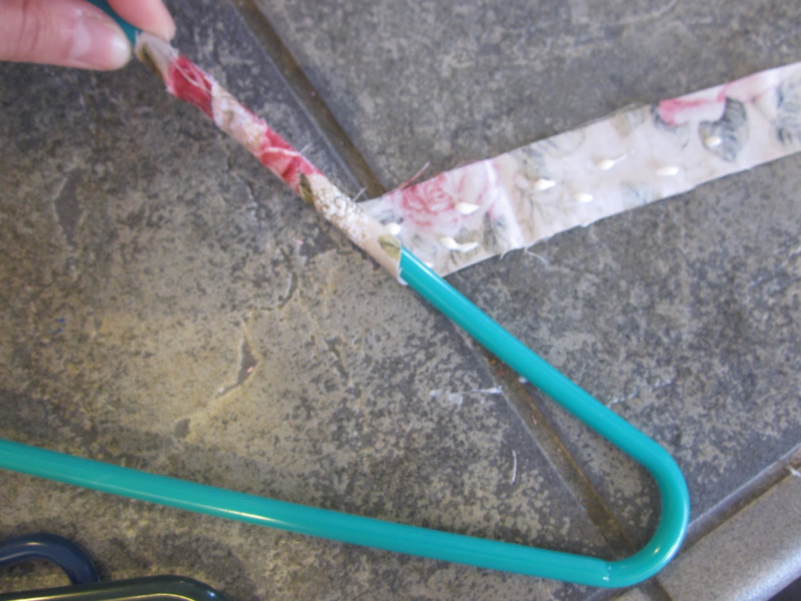 Queen B Creates: Fabric Wrapped Hangers