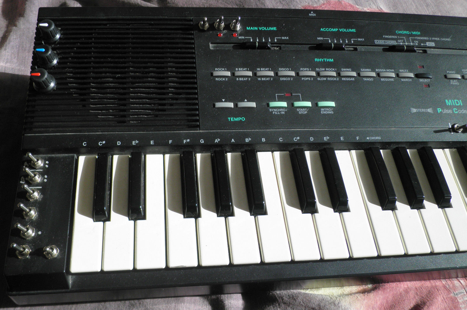 MATRIXSYNTH: Circuit Bent Casio MT-240