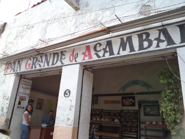 GUANAJUATO EN DOS MIL IMAGENES: ACAMBARO (pan grande de Acámbaro)