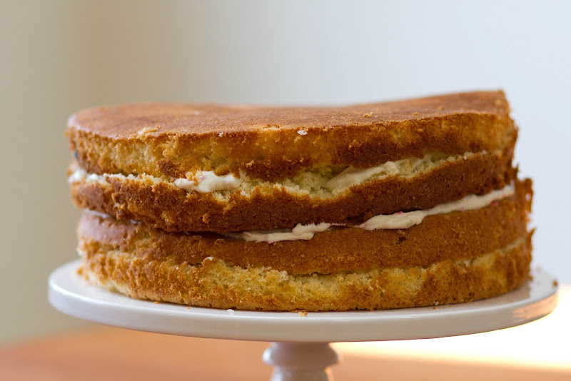 Bon Appétempt: Funfetti Cake