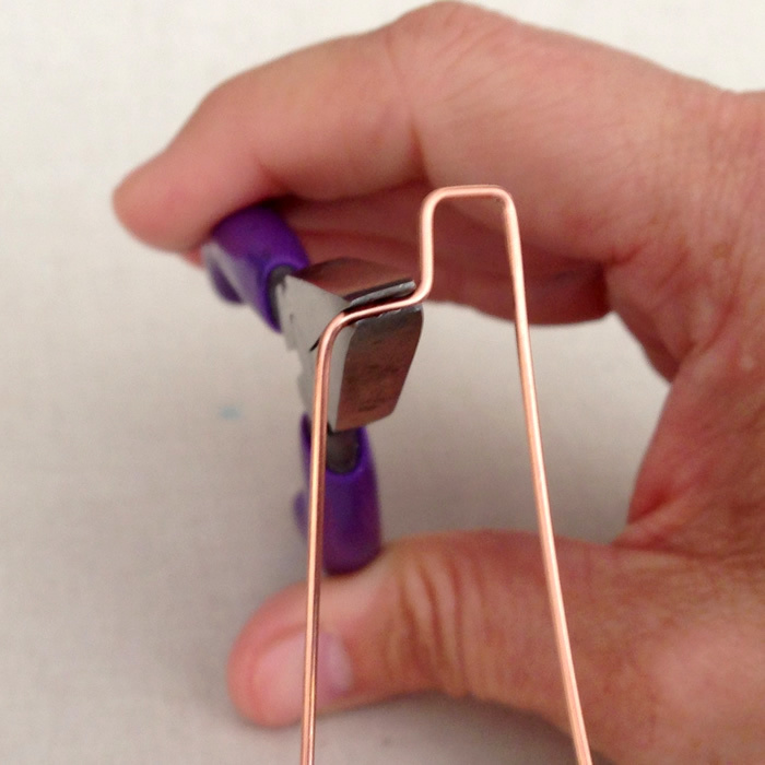 Lisa Yang Jewelry - Free Projects and Patterns: DIY Wire Four Leaf ...