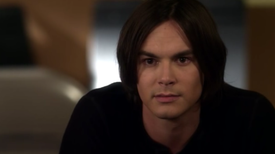It's Showtime: Alguien se muda a Ravenswood