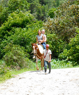 My Summer in Guatemala : Acul: Horseback riding, hiking, and weaving