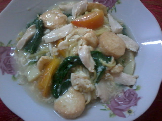 Aunty Bambam: Mee, Kue Tiew kantonis