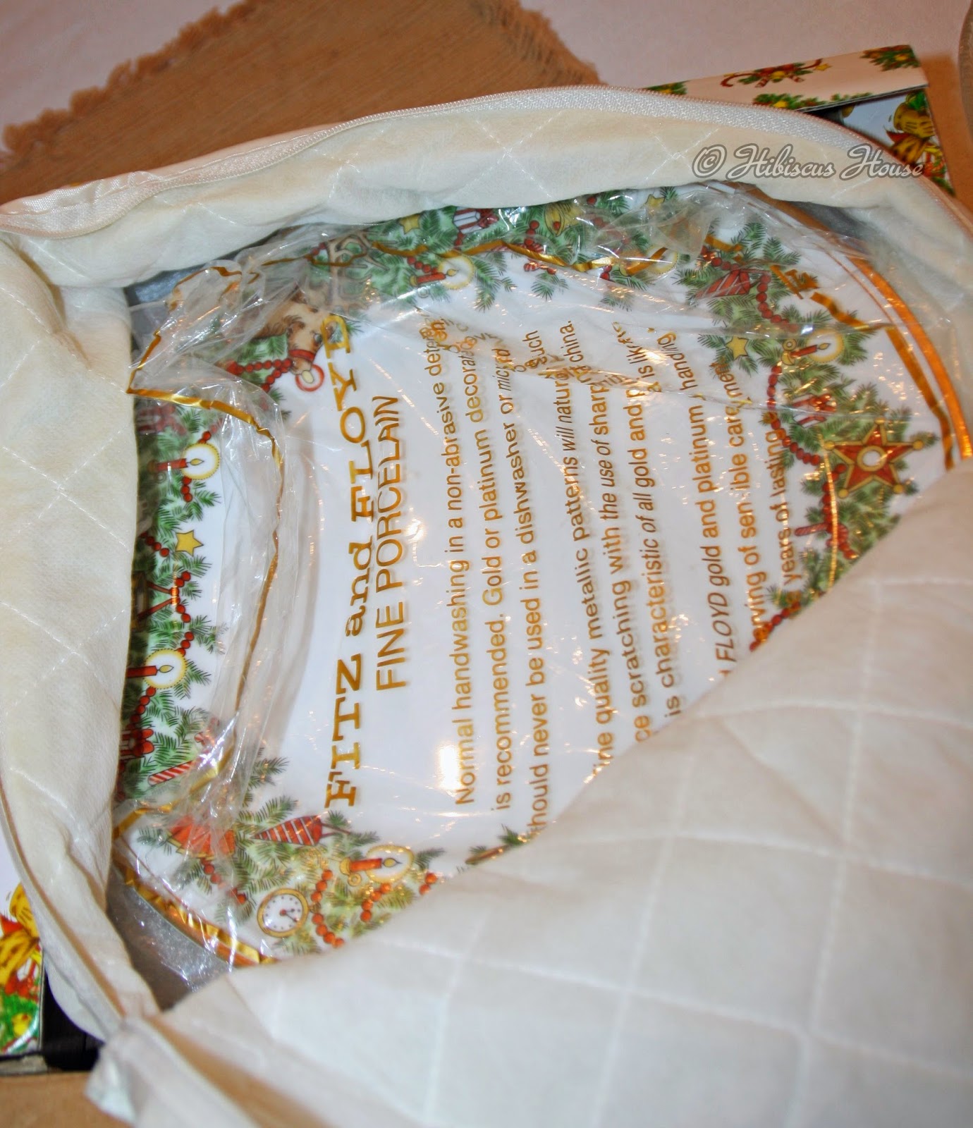 Hibiscus House: Fitz and Floyd St Nicholas China