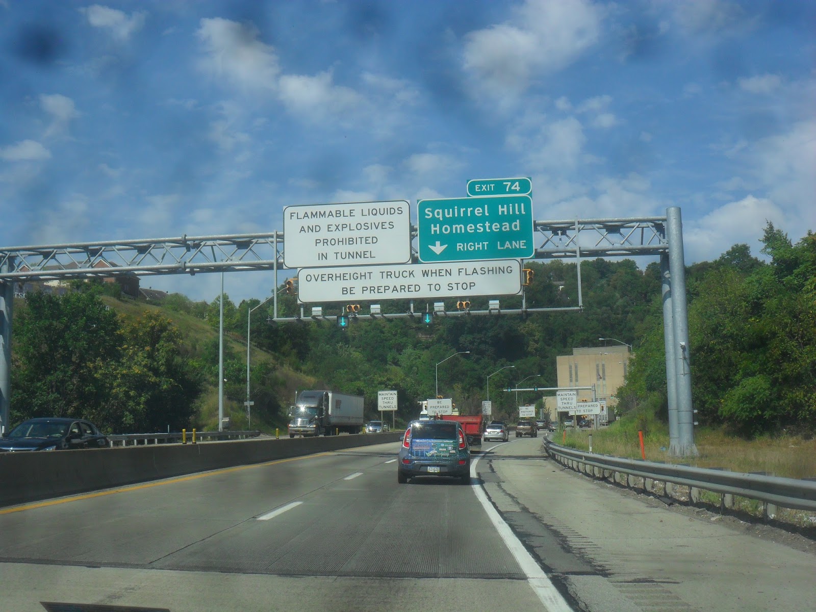 Luke's Signs: Interstate 376 - Pittsburgh, PA (Squirrel Hill)