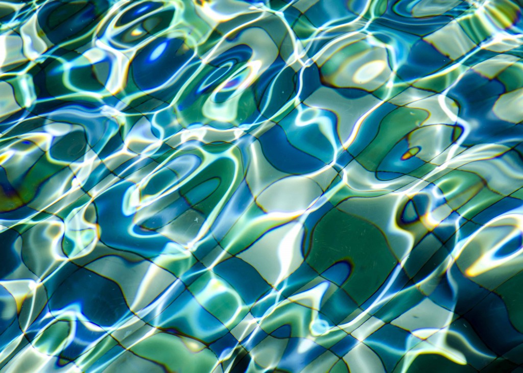 nickyskye meanderings: Webs of light on and in water - swimming pool ...