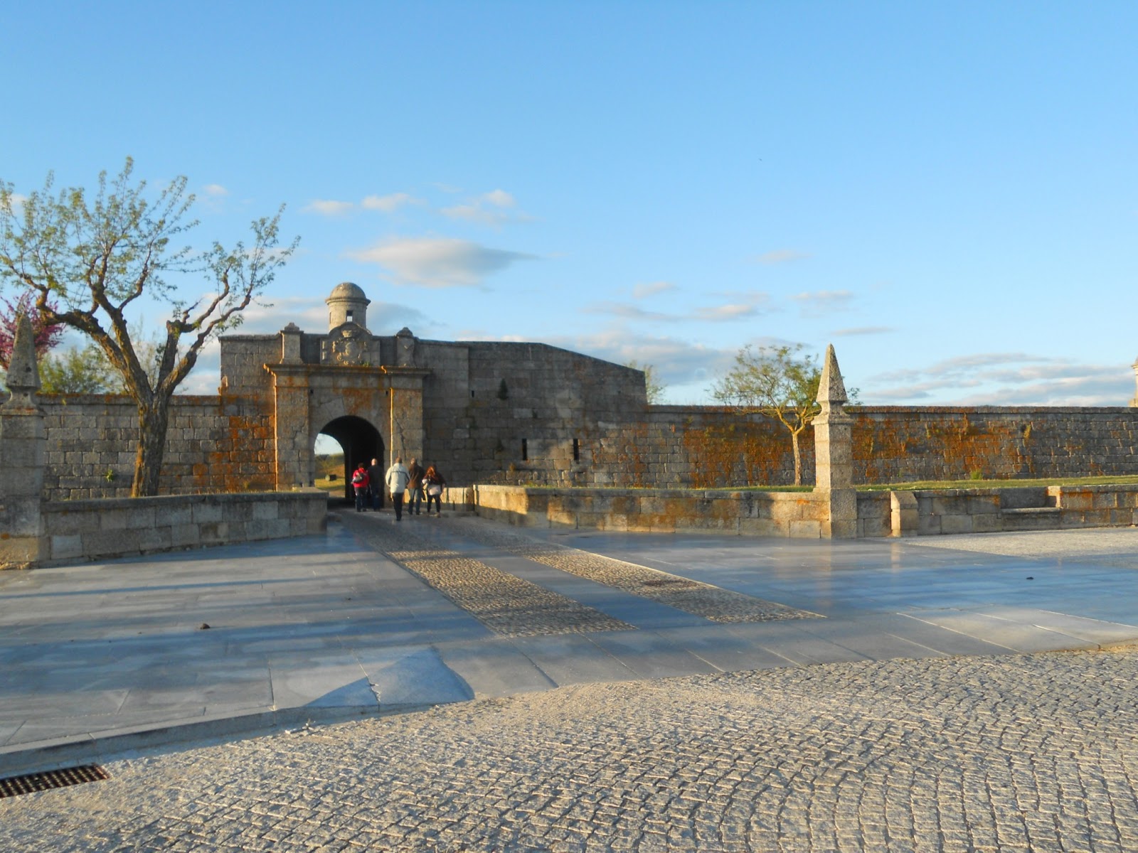 Historia y Genealogía: Almeida. Portugal. Fortalezas de La Raya