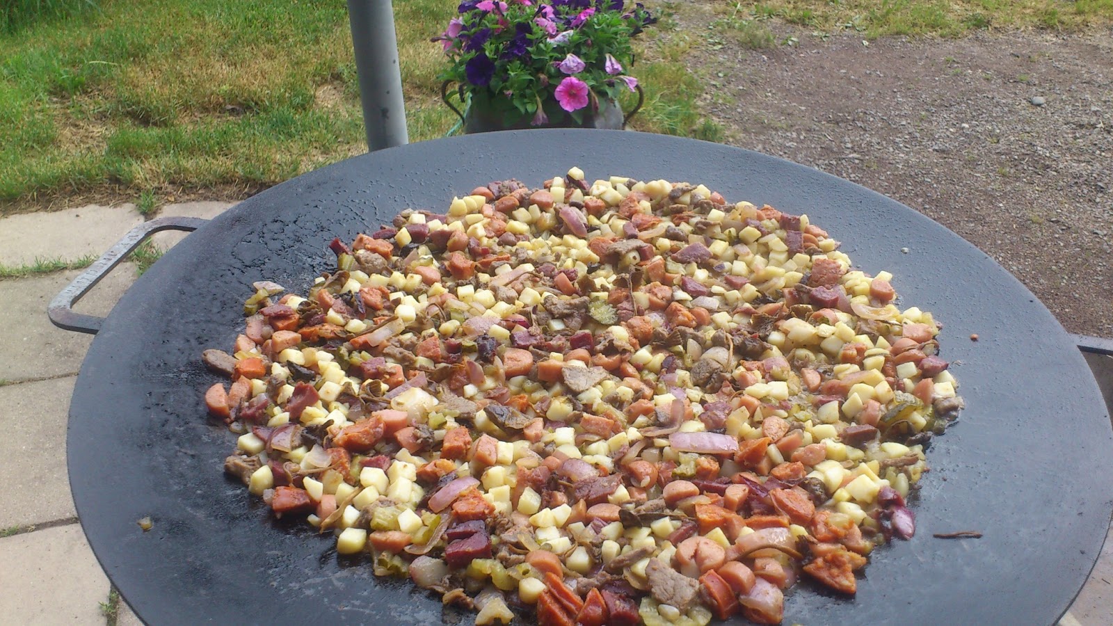 Maten på Udden: Klassisk Pyttipanna på Muurikkan