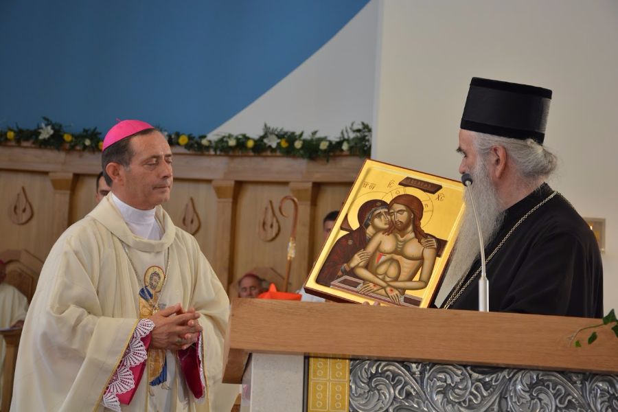 Ομολογία: πατηρ Νικολαος Μανωλης: Είναι αυτός πνευματικό τέκνο του ...