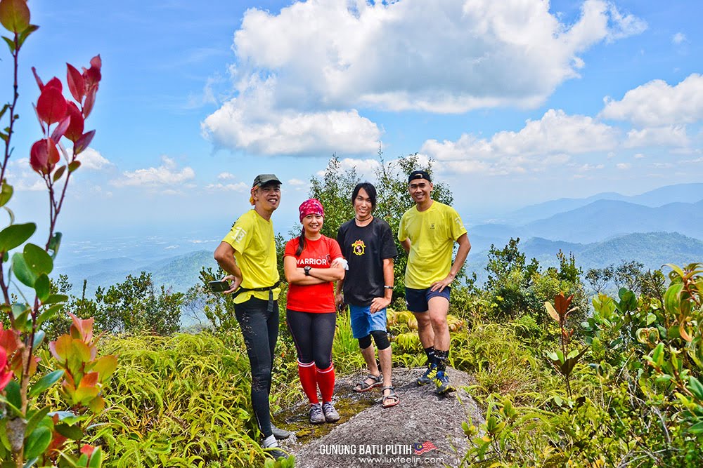 Gunung Batu Putih 走到脚歪歪的半岛第八峰【白岩山】 - 乐飞翎 ♥ LUVFEELIN