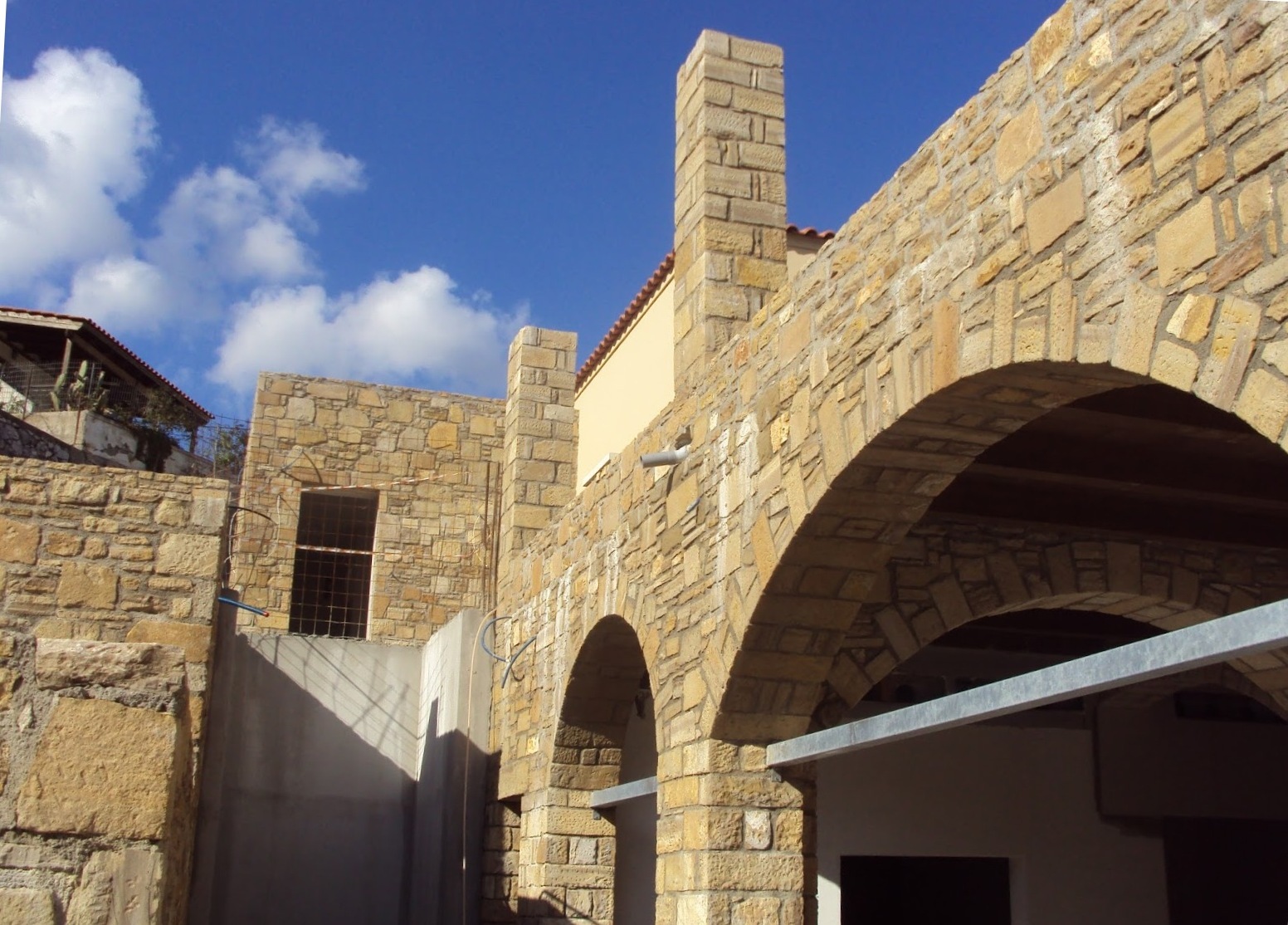 ΚΤΙΣΜA (ΕΛΛΗΝΙΚΑ): ΓΕΡΑΚΑΡΙ ΑΓΚΑΛΗ HOMES - ΓΕΡΑΚΑΡΙ ΡΕΘΥΜΝΟΥ