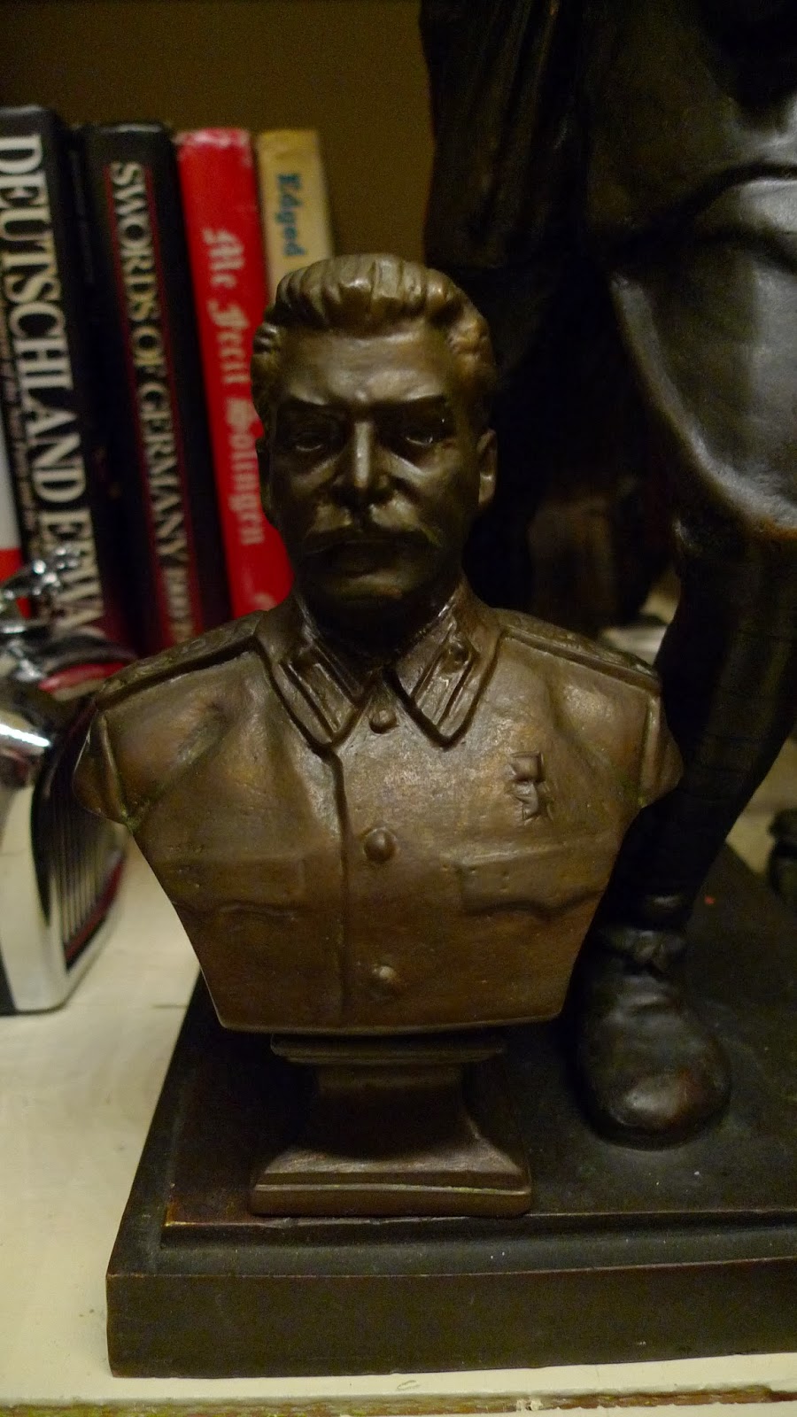 BR Militaria - WarCollector: Stalin 1958 bust & CCCP train plaque