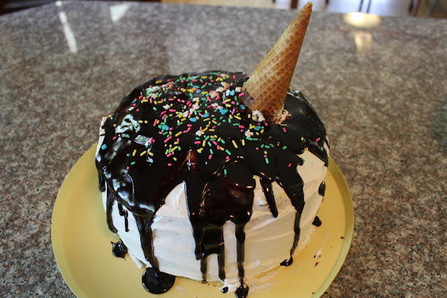 sassafras: ice cream cake decor :: cake decorating