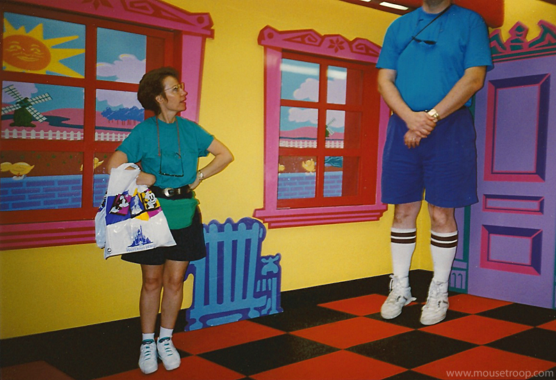 Mouse Troop: WDW 1993: Wonders of Life's Forced Perspective Room