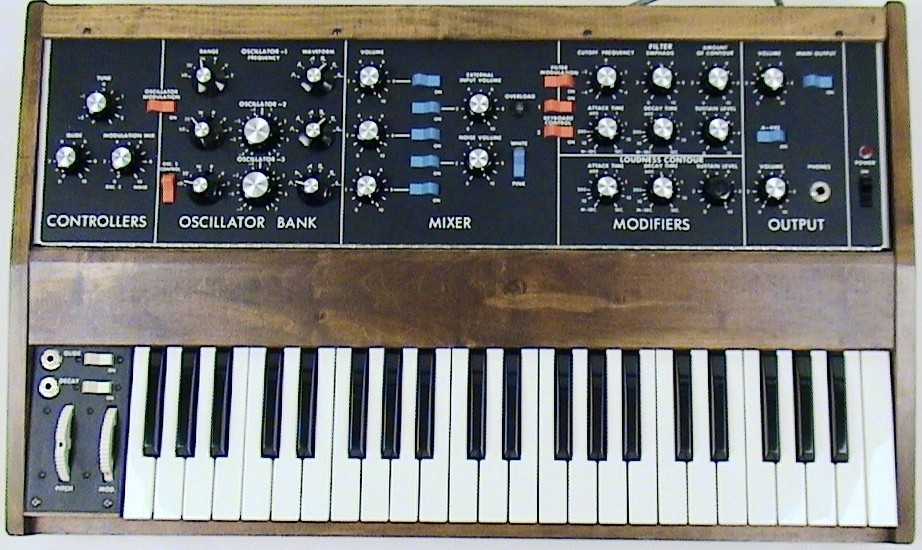 MATRIXSYNTH: 1976 Vintage Moog Minimoog Synthesizer SN 7673