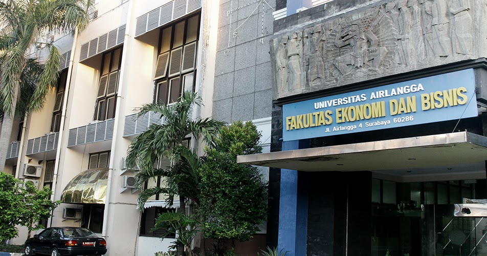 Gedung FEB UNAIR Mewah dengan Lift | Fun Experience With Unair