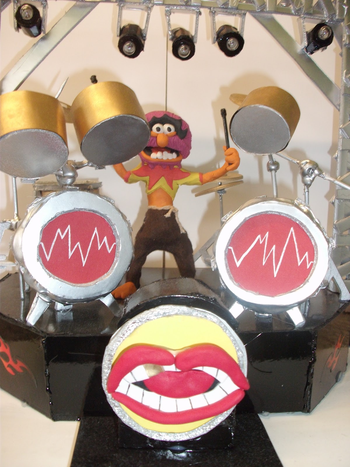 Kyle Bennett - Stop motion: Animal from the muppets and drum kit