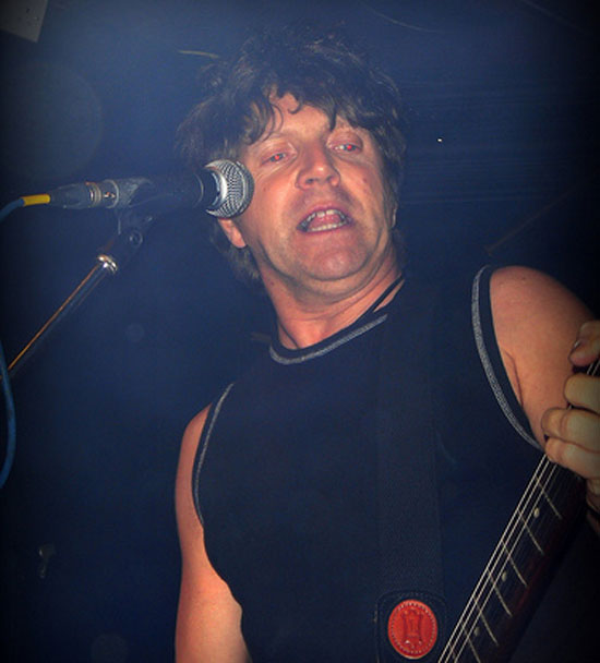 Δείτε πως είναι σήμερα ο παρουσιαστής του «Art Attack»!!! - Ο ΠΑΠΑΓΑΛΟΣ ...