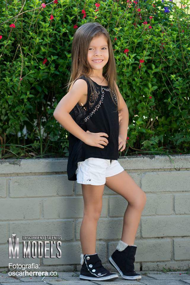 Academia y Agencia de Modelaje Descubriendo Talentos Model´s ...