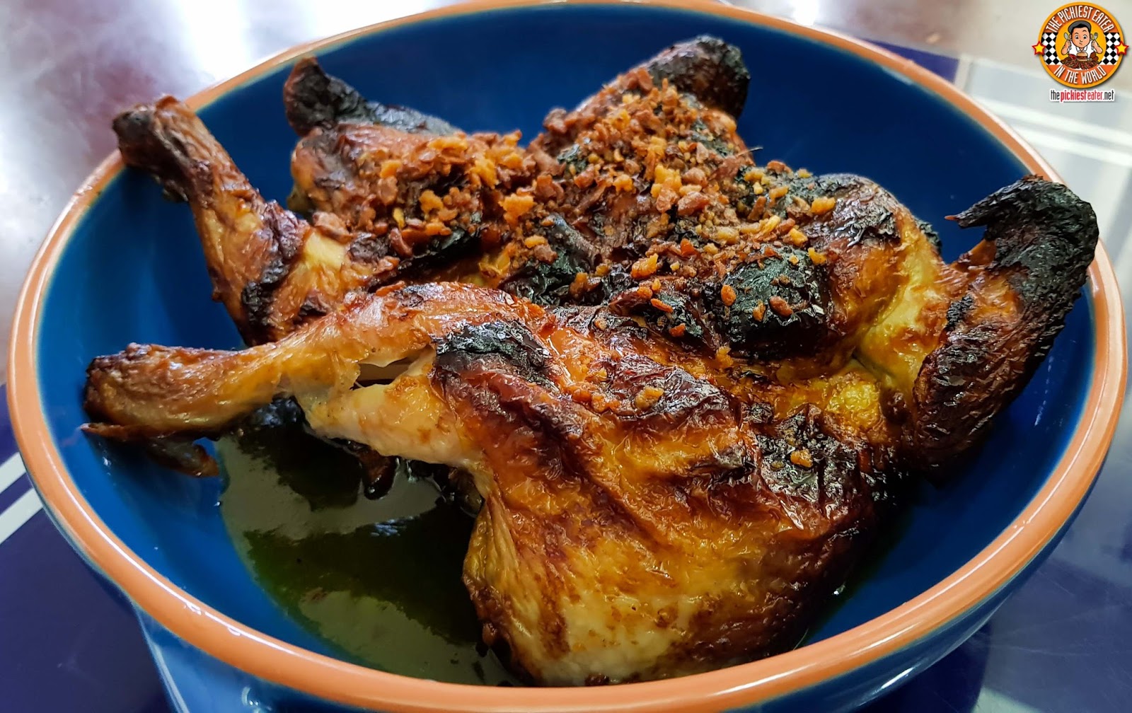 THE PICKIEST EATER IN THE WORLD: REYAL: THE BEST KEPT LECHON MANOK SECRET