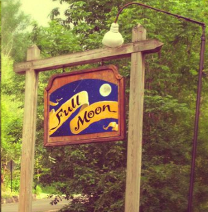 Tashi and Bobo: Andrea and Bruce's wedding at Full Moon Resort