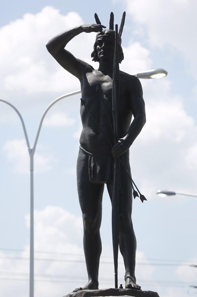 MARIA LIONZA: Cacique Maracay