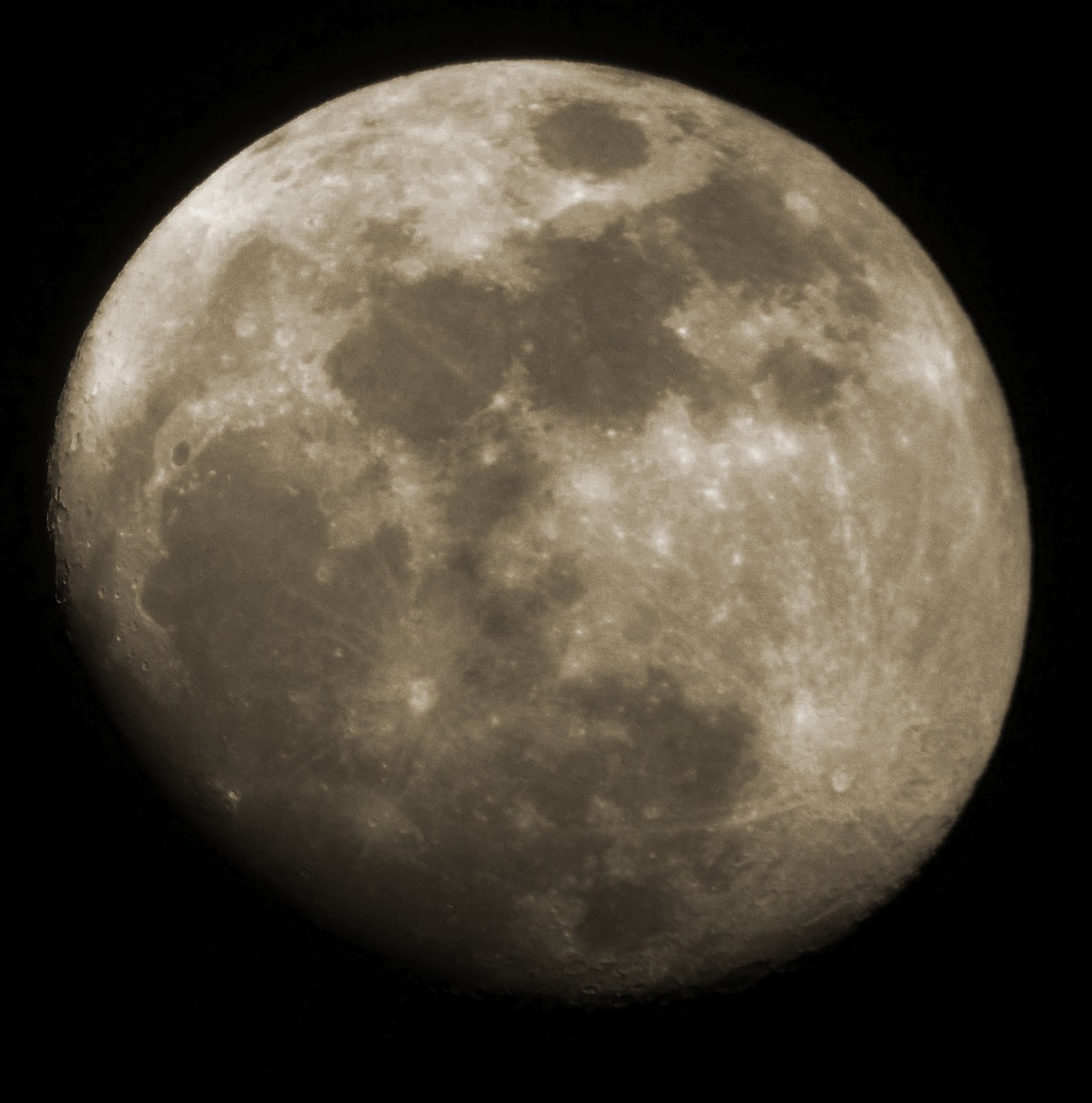 Philip Pugh's Astronomy Blog: Moon March 27th 2010 reprocessed